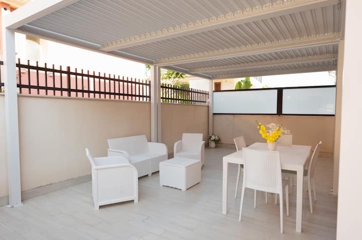 Guesthost - Casa Mirka In Pozzallo With Parking - Pozzallo