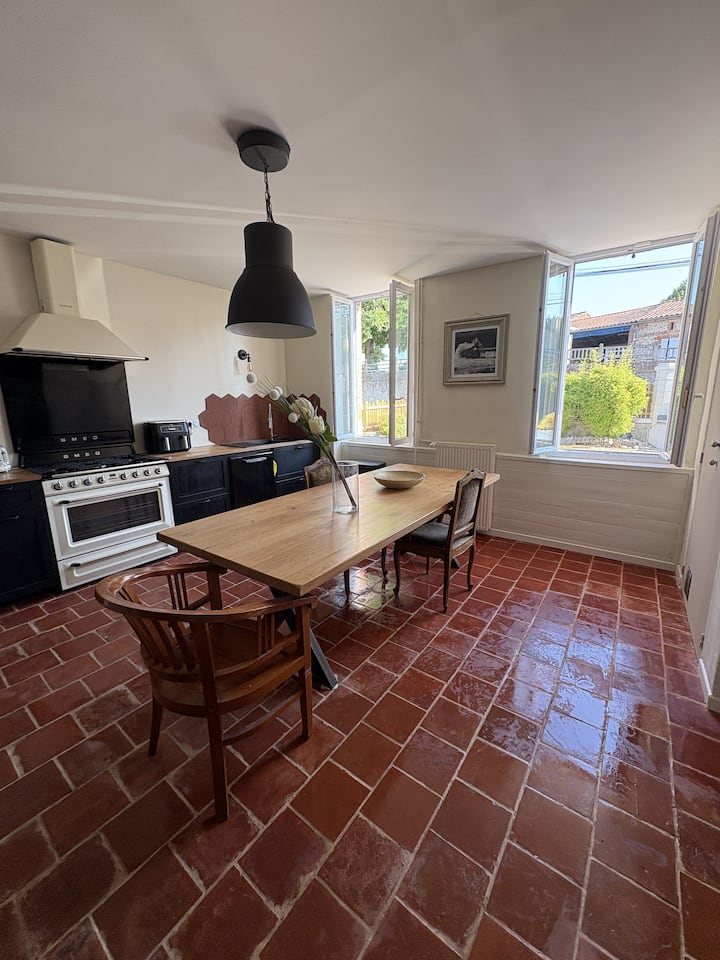 Maison De Charme Avec Piscine, Fibre,charge Elec - Auterive
