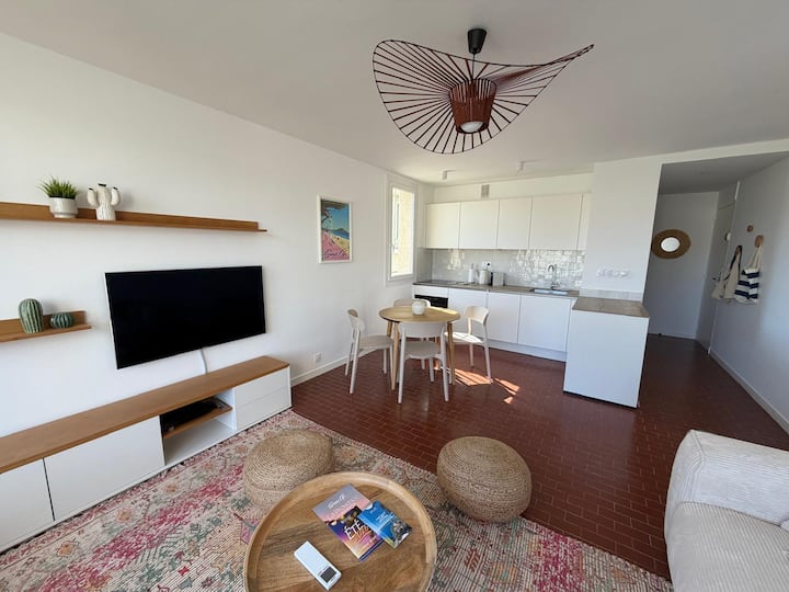Appartement Climatisé, Parking, Wifi, Plage à 200m - Bandol