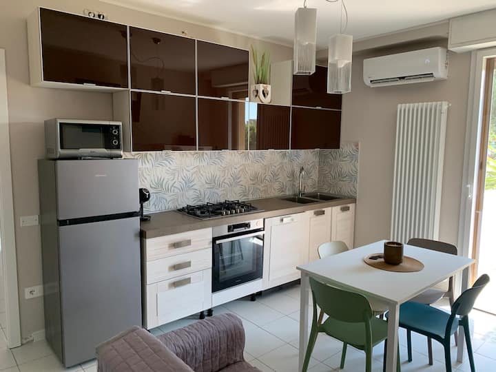 Fedele Casa Vacanze: Centro E Mare A Pochi Passi - Fano