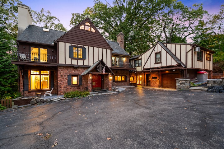 Stay Near Sleepy Hollow, Bbq, Firepit, Games, Pets - Sleepy Hollow, NY