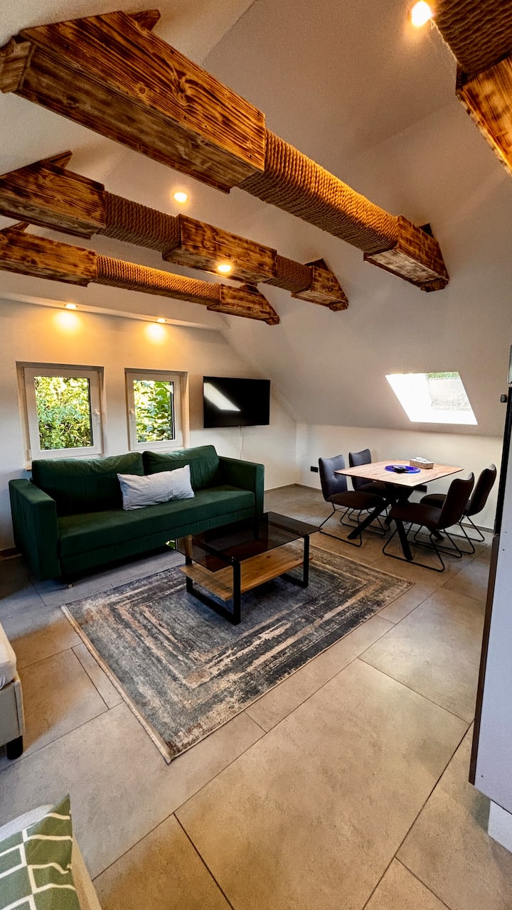 Moderne Wohnung Für 4 | Parkplatz | Flughafen - Nuremberg