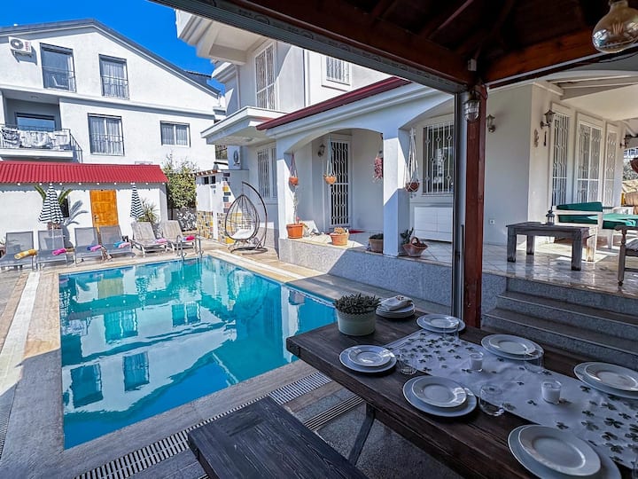 Villa Dodo ÇAlış Bölgesinde 10 Kişilik - Fethiye