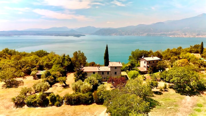 Tenuta Degli Ulivi: Relax, Quiete Con Piscina. - Garda