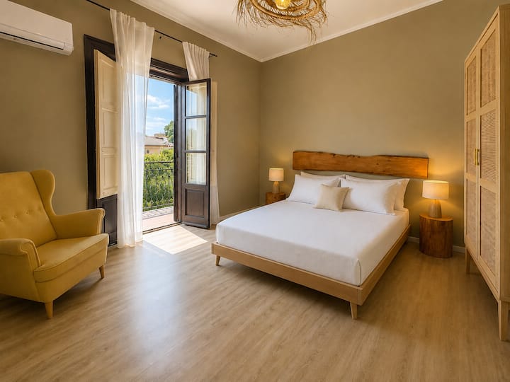 Casa Lipari Elegant Sea View Apartment Old Town - Palermo