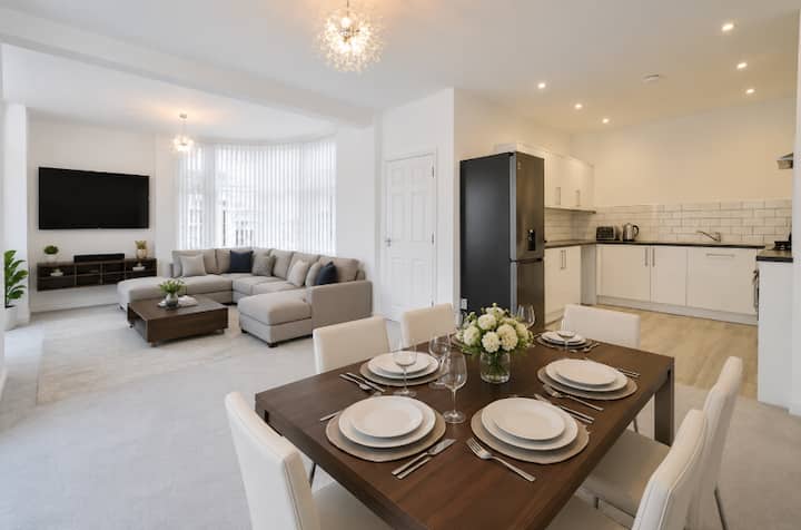 Central, Spacious, Family Friendly Flat For 6/8 - Weymouth