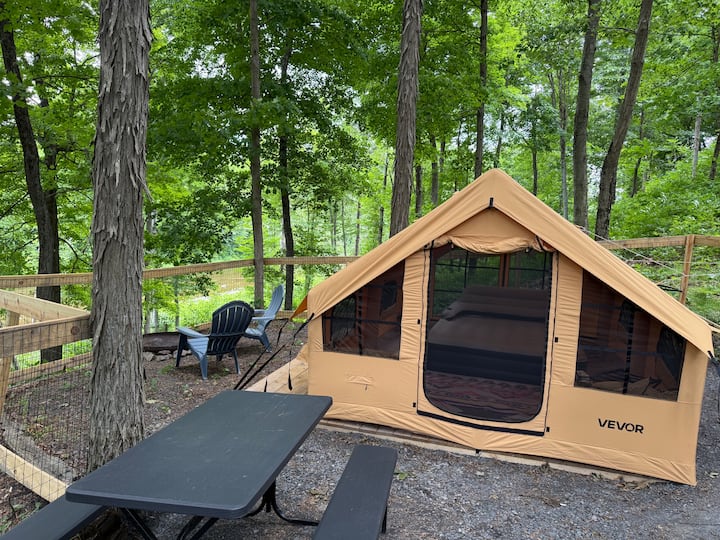 Cozy Corner - Glaming @ A Tiny House Resort - Catskill, NY