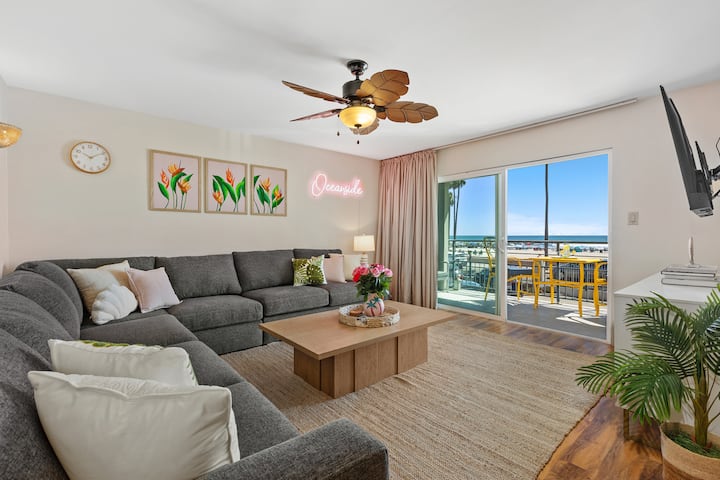 True Oceanfront  Steps To Beach  Pool 205a - Oceanside, CA
