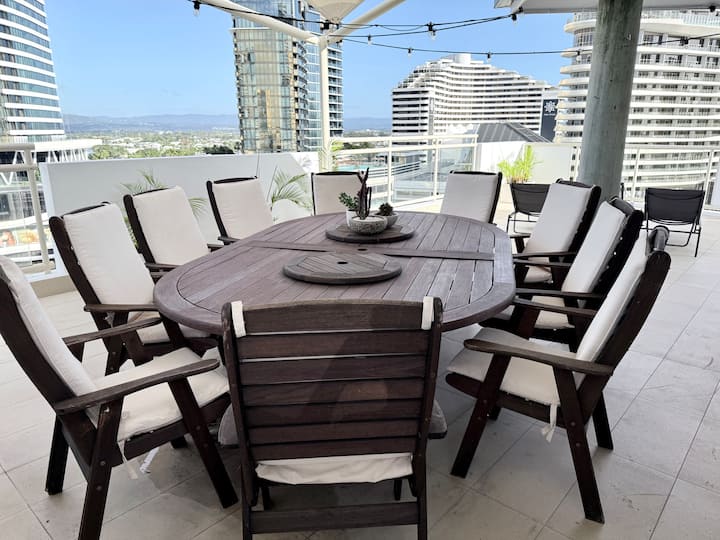 Panoramic Sky Terrace Broadbeach - Broadbeach