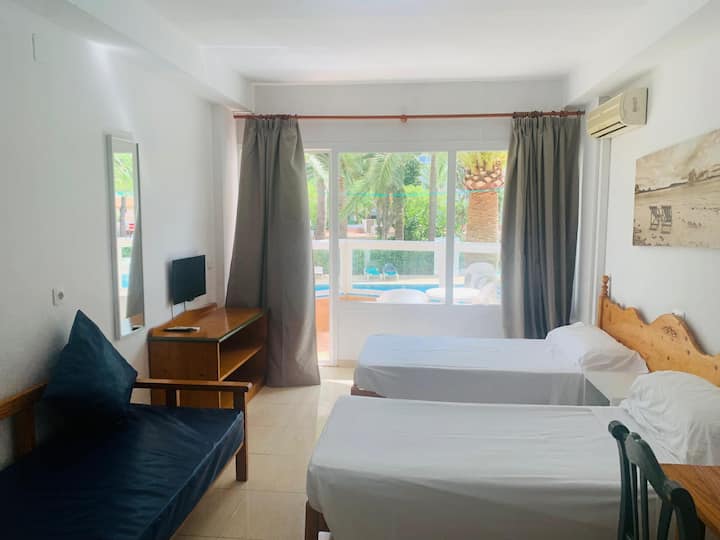 Studio At Las Palomas Econotels (Min 30 Nights). - Palma Nova