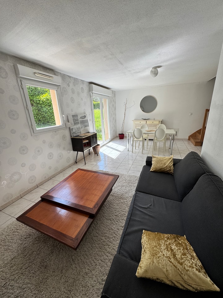 Maison Trois Chambres Avec Jardin Et Terrasse - Morlaix