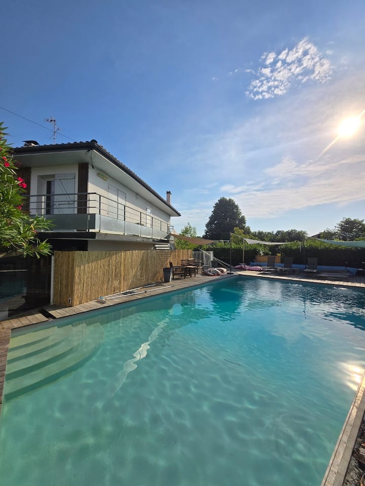 La Villa Belle - Gîte Avec Piscine à Biscarrosse - Biscarrosse