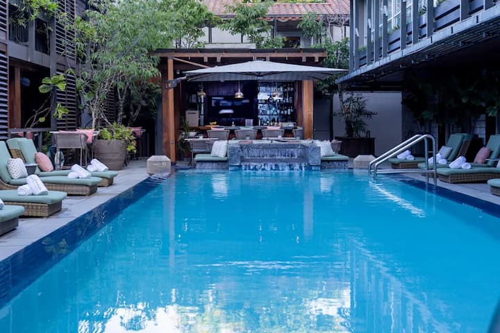 Tropical Getaway | 2 Units | Pet-friendly - Miami Beach, FL