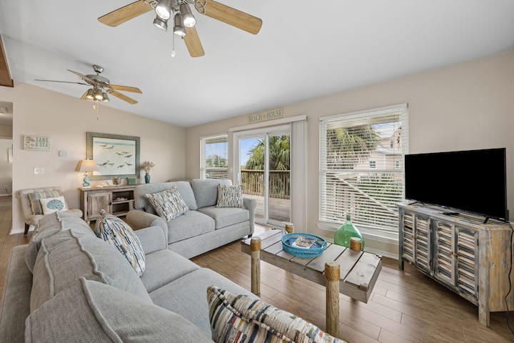 Short Walk To Beach | Pet-friendly Duplex - Amelia Island, FL