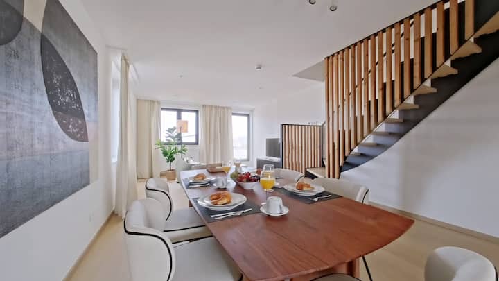 Elegant 3-bedroom Apartment In Central Ixelles Wit - Bruselas