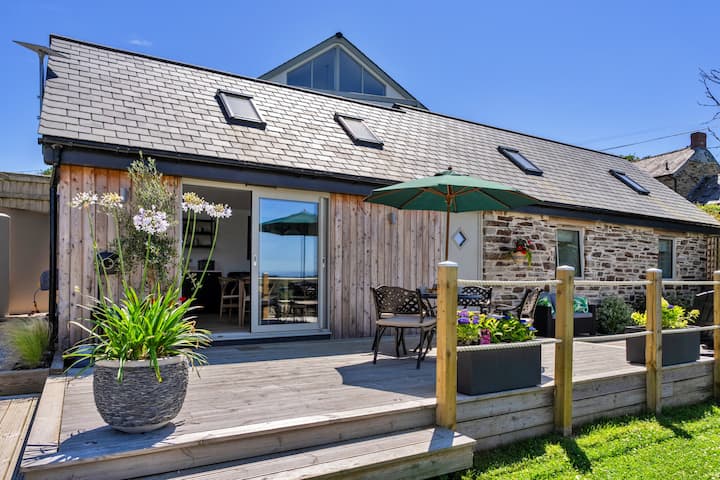 The Cart Shed - Padstow