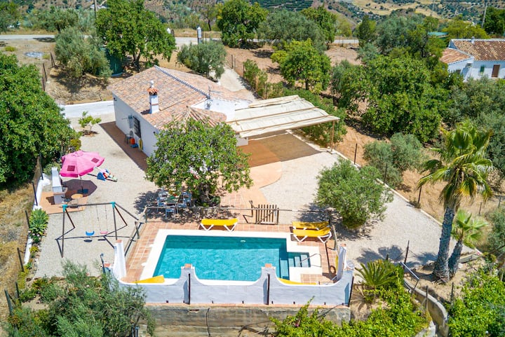 La Casita Del Garrobo - Comares