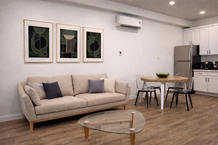 Home Away Getaway Cozy 3br Apartment St - Philadelphia, PA
