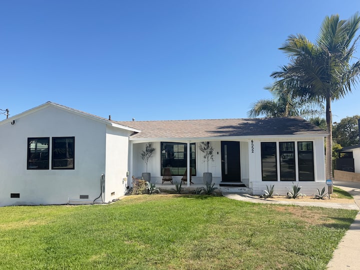 3bd 2b Home | Sofi, Intuit Dome, Kia Forum, Lax - Redondo Beach, CA
