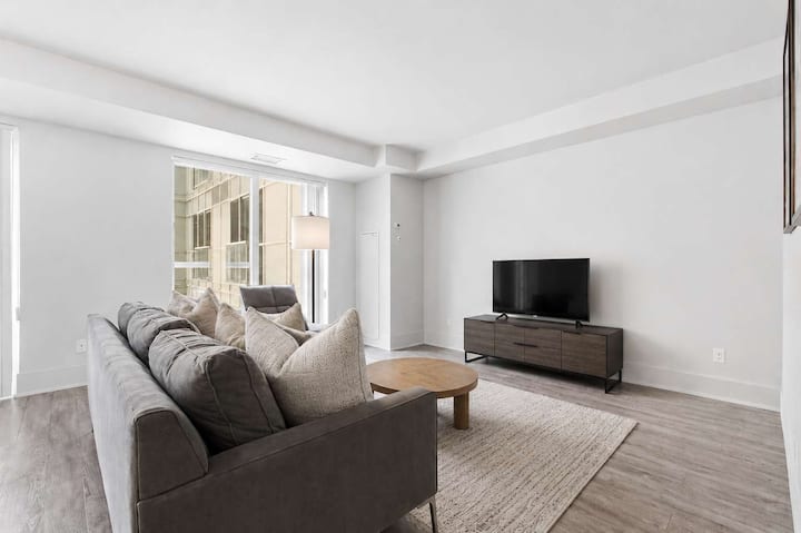 Stylish Downtown Condo Near The Cn Tower - Toronto