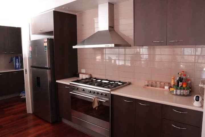 Home In Point Cook - Werribee