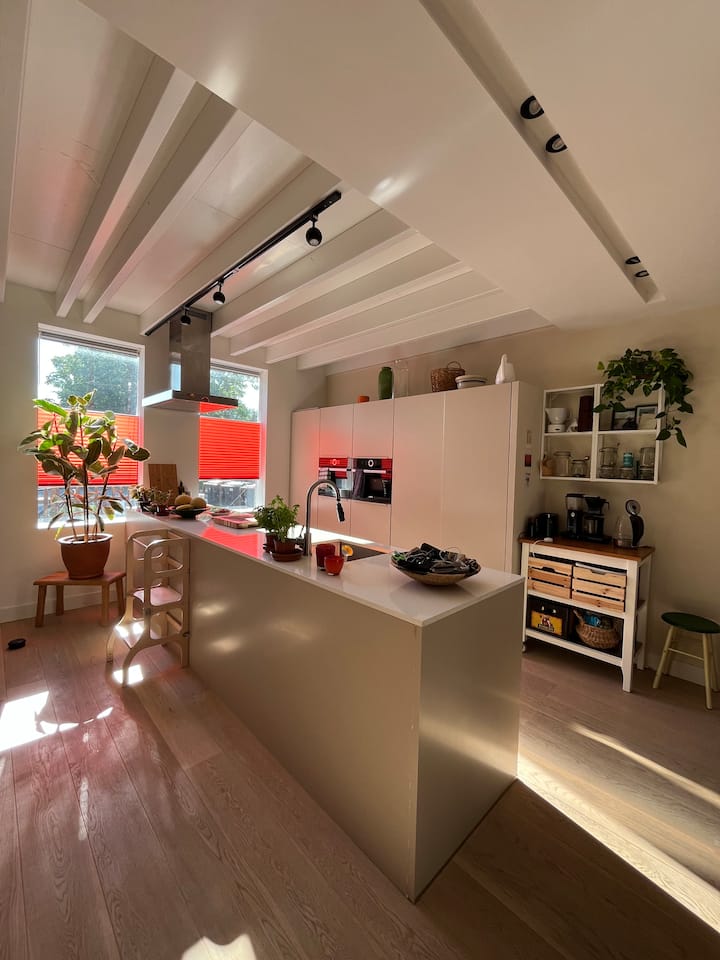Stylish Family Home Near Amsterdam, Zaanse Schans - Zaandam