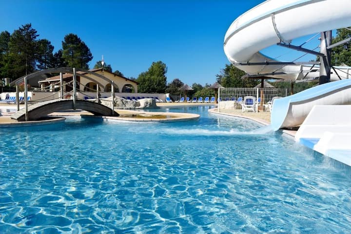 La Terrasse, Dans Residence-club - Salavas