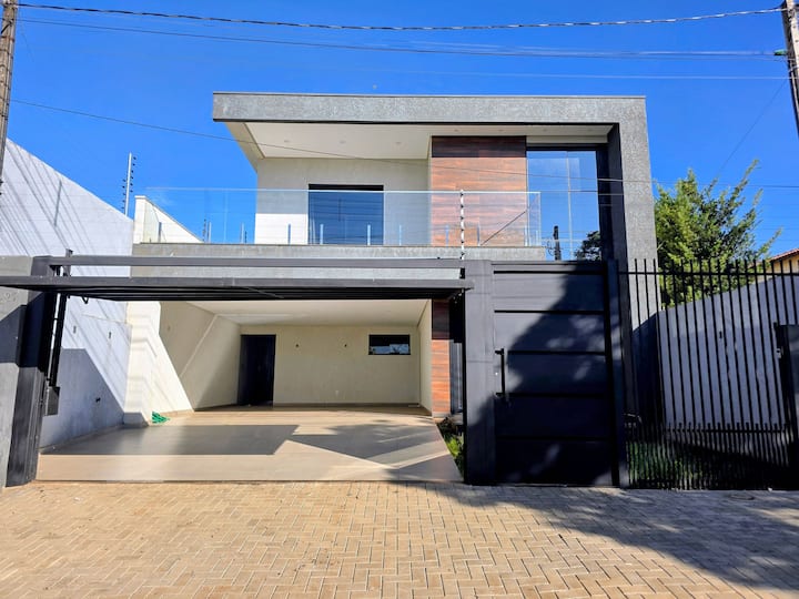 Luxury Townhouse In Prime Area | Up To 17 Guests - Foz do Iguaçu