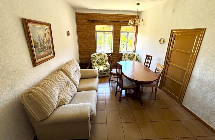 Cozy 3br Alicante Stay By Plaza Manila | A/c - Alicante