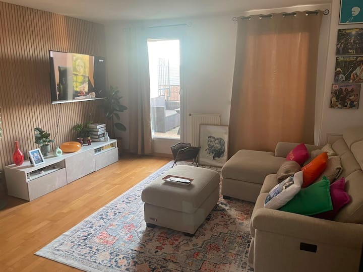 Au Pied De La Gare Appartement Avec Terrasse - Saint-Ouen-l'Aumône