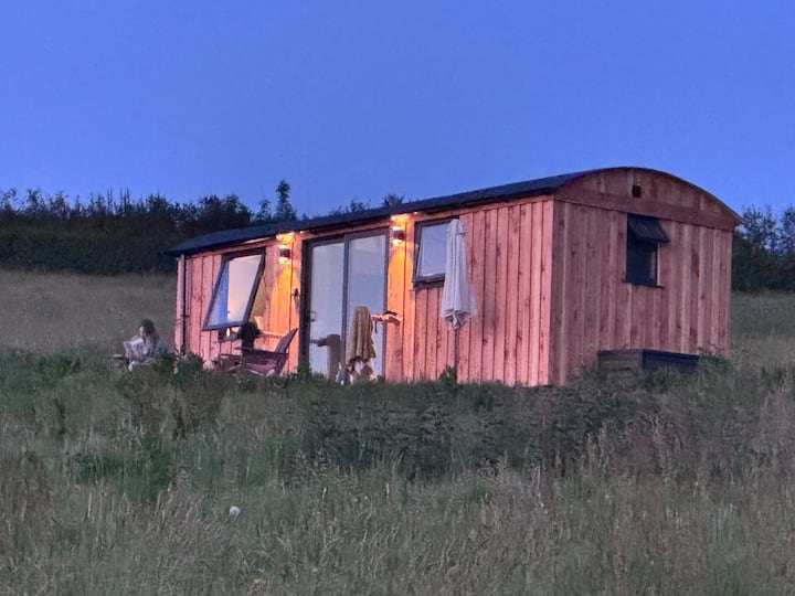 Shepherd Hut Penbryn @ Clos Yr Hendy - Llangrannog