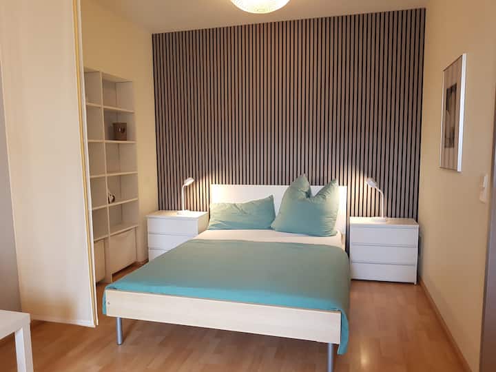 Zentral Gelegenes Appartment Zum Ruhigen Hinterhof - München