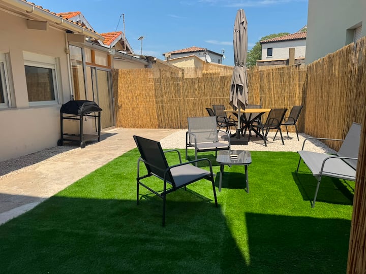 Maison Climatisé En Plein Centre Sur Le Port - Sauvian