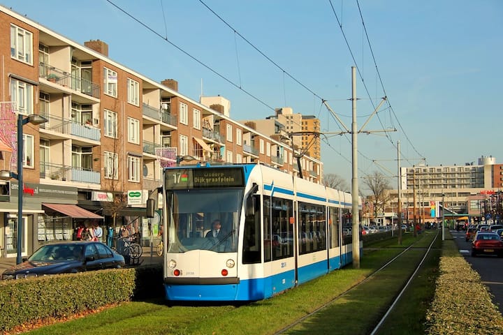 3 Bedroom Apartment Near Center. - Hoofddorp