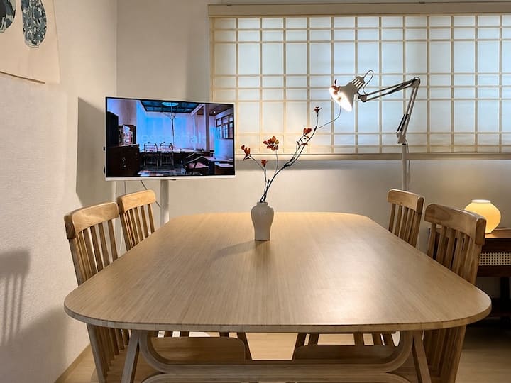 한성대입구역 9분 | 낙산공원 성곽길 산책, 한국 감성 스테이 - 용두동