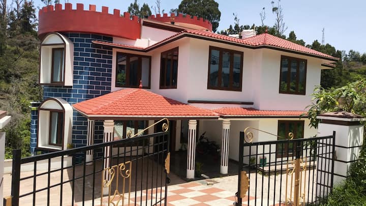 Peaceful And Stunning 5,000 Sq. Ft Villa - Kodaikanal