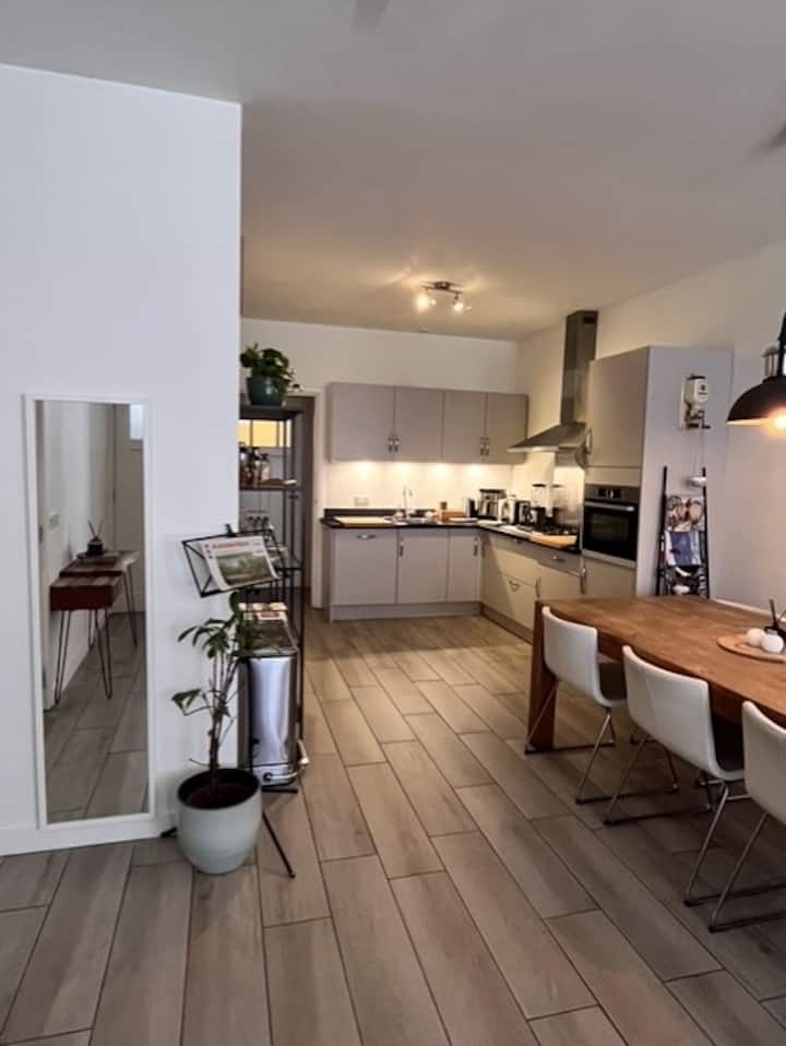 Sunny Private Garden Home In De Pijp, Sarphatipark - 암스테르담