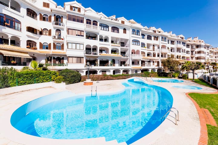Apartamento Com 2 Quartos A 700 M Da Praia - Oeiras