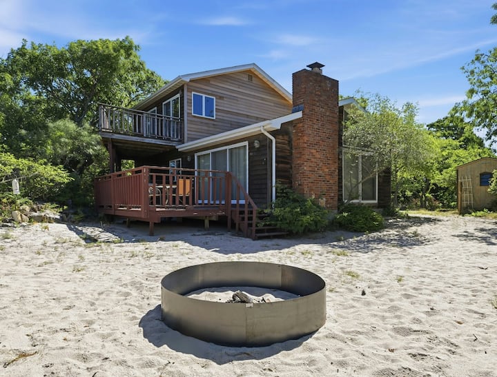 3-min Walk To Beach | Sunset Beach Bungalow - Southold, NY