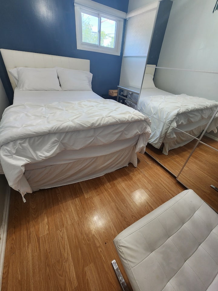 Tranquil Snug Homestay (Room In Niagara Region) - Welland