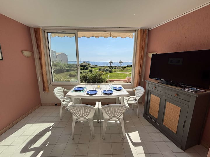 Appartement Charmant, Vue Mer - 2 Pers. - Six-Fours-les-Plages
