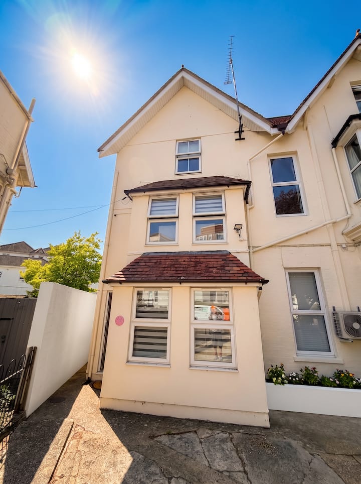 The Seaside Town House Near To Bournemouth Pier - Bournemouth