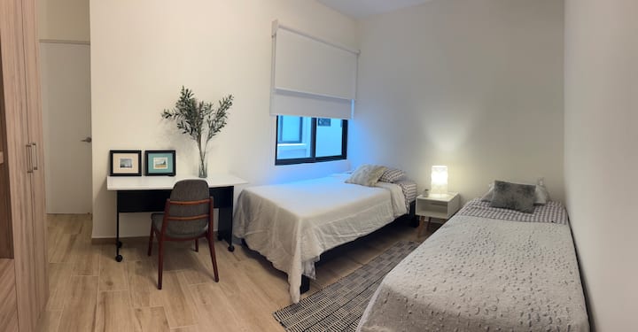 Habitación En Av. Cuauhtémoc | Cerca Metrobús - Mexico