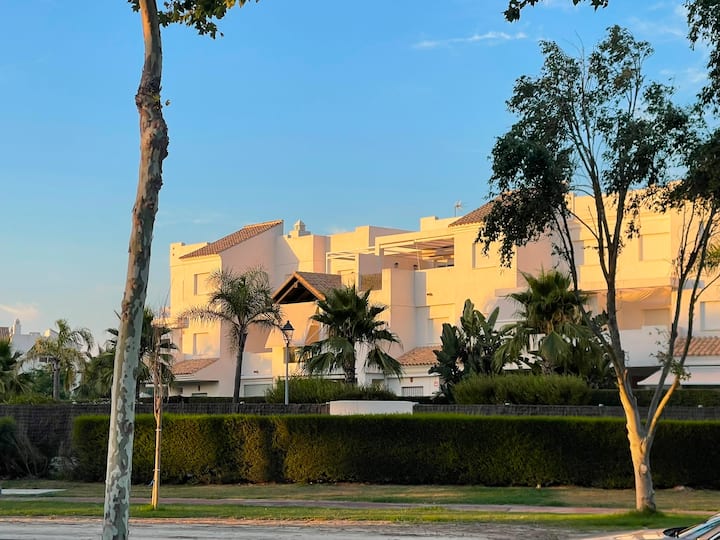 Apartamento Familiar En Costa Ballena Con Jardín - スペイン ロタ