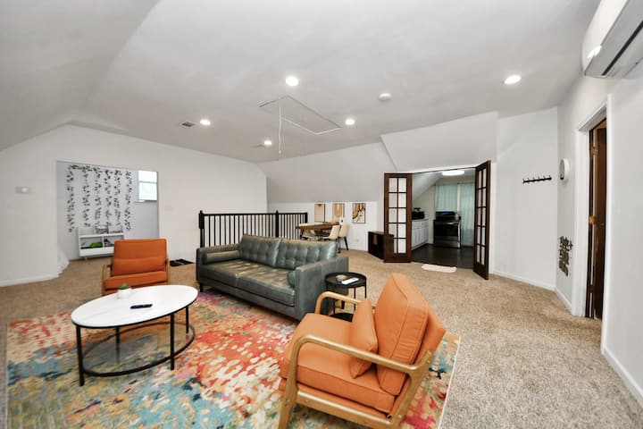 Woodlands Cozy And Convenient 1 Bedroom Apt - The Woodlands, TX