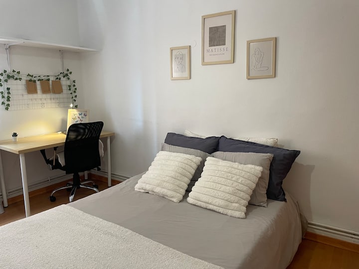 Bonito Apartamento En El Centro De Vitoria - Vitoria-Gasteiz