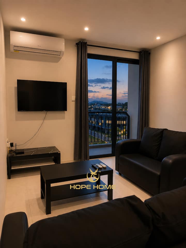 Near Vivacity | 5 Min To Emart | 2r6pax -Dark2 - Kuching