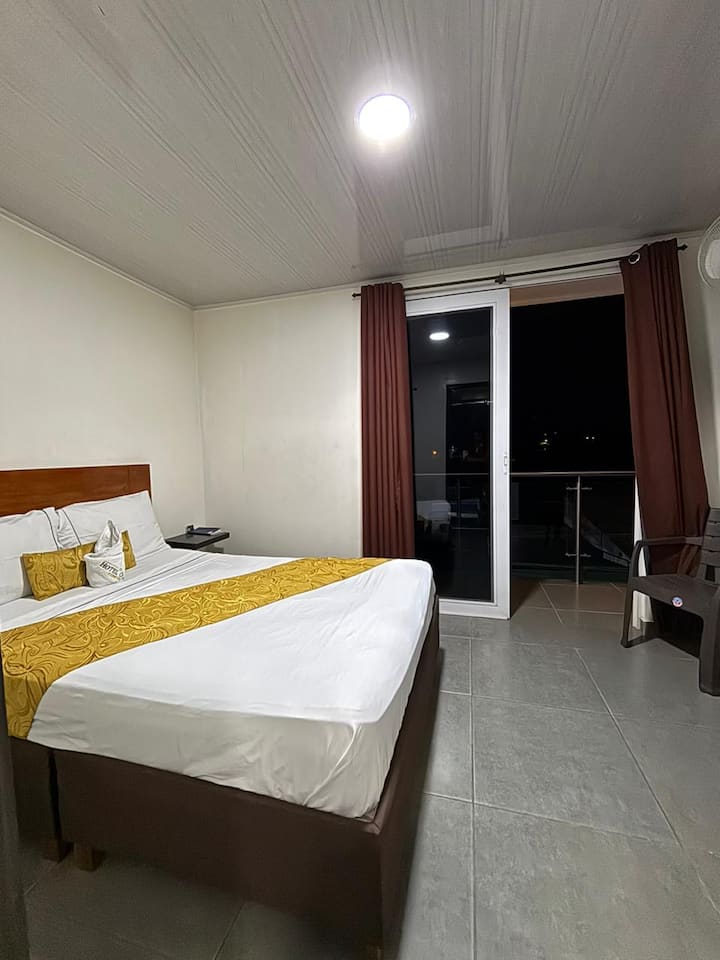 Olam Confort Habitación Cama Doble / Ventilador - Villavicencio
