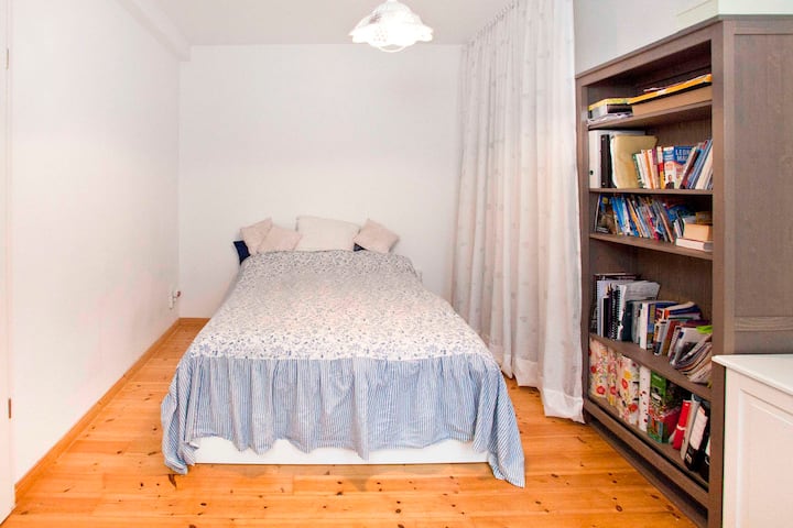 Sonnige, Ruhige 2 Zi Wohnung, 60qm, F-hain - Berlin