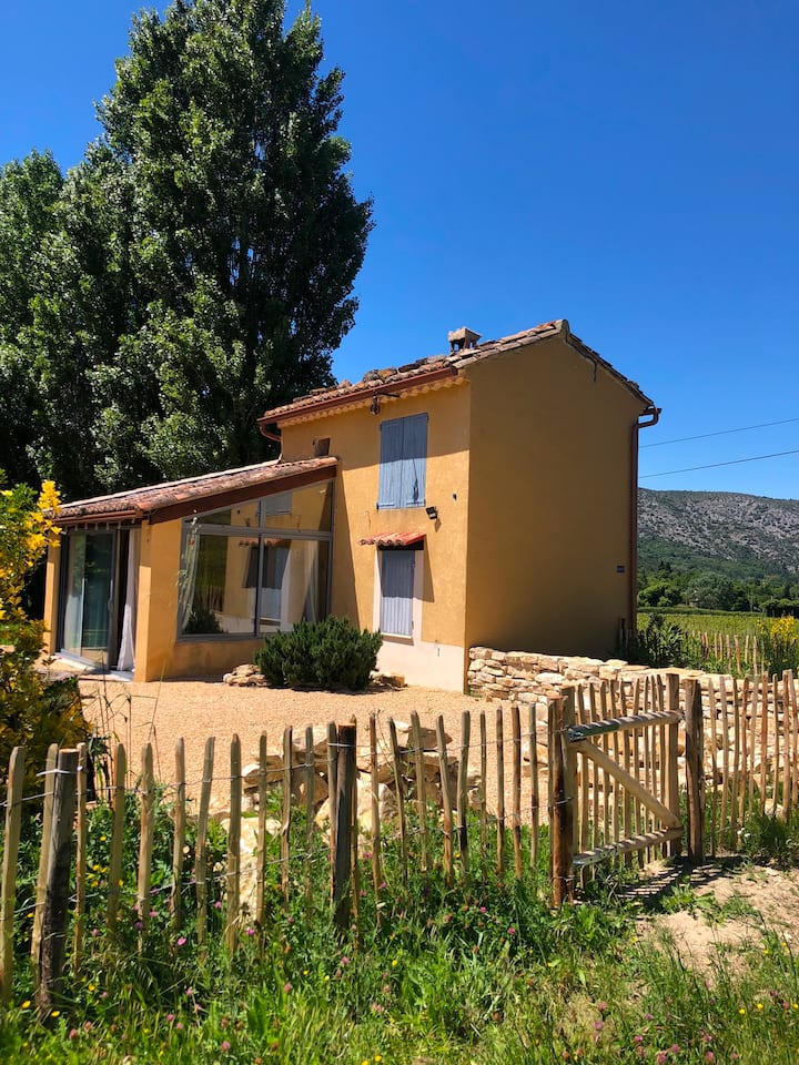 Cabanon Provençal Au Pied Du Ventoux
Jardin Clos - Malaucène